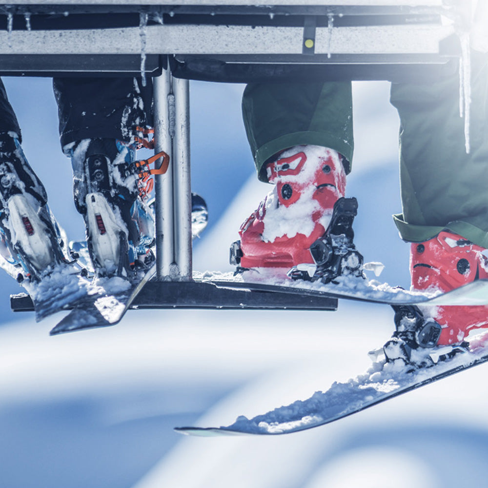 Herreski og dameski I Find gode tilbud på ski til voksne